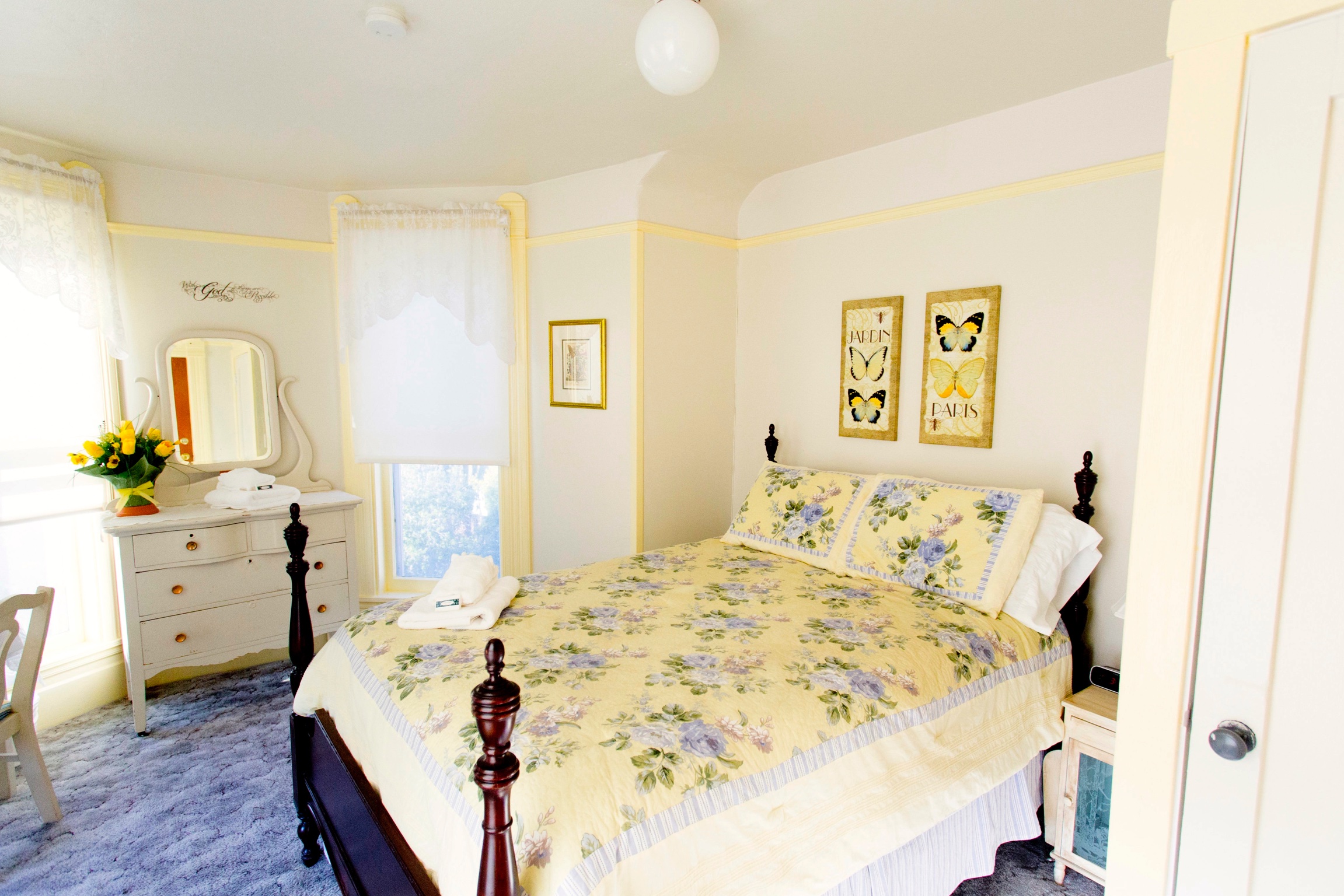 Lodging Photos | Home of Peace of Oakland